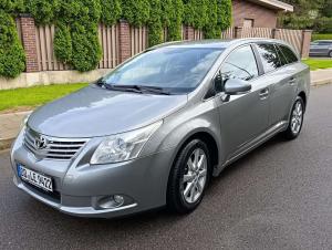 Grey Toyota Avensis 2009 in Vilnius, with an engine capacity of 2.23 L and mileage of 245 thousand km for 4200 €, photo  on AUTOMOTO.COM.LV
