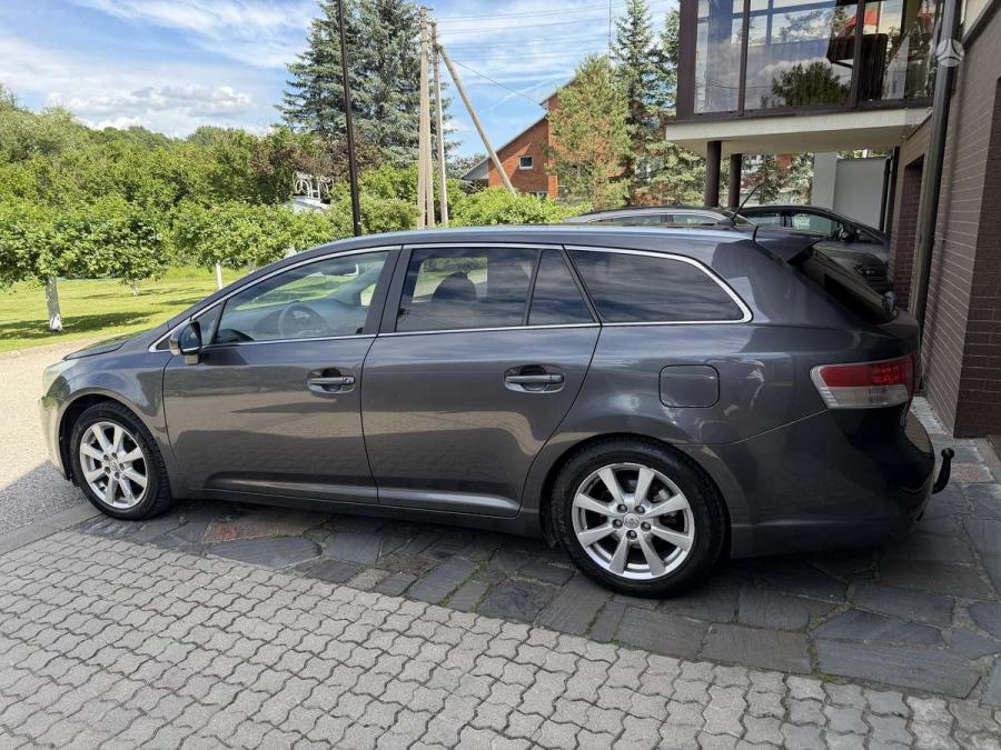 Серый Тойота Авенсис 2009 в Алитус, объемом двигателя 2.00 л и пробегом 252 тыс. км за 4850 €, фото 6 на AUTOMOTO.COM.LV