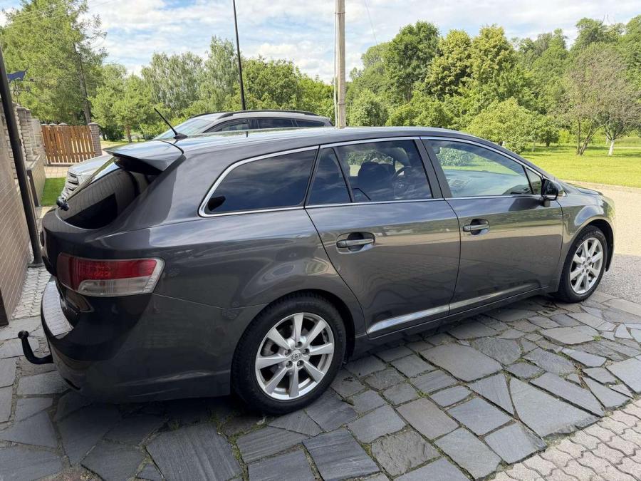 Серый Тойота Авенсис 2009 в Алитус, объемом двигателя 2.00 л и пробегом 252 тыс. км за 4850 €, фото 12 на AUTOMOTO.COM.LV