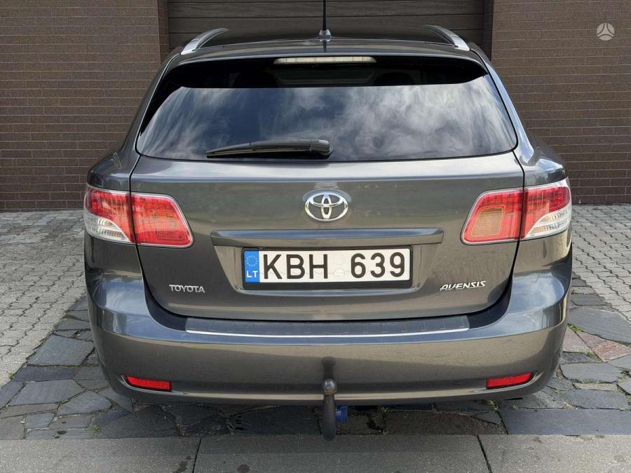 Серый Тойота Авенсис 2009 в Алитус, объемом двигателя 2.00 л и пробегом 252 тыс. км за 4850 €, фото 14 на AUTOMOTO.COM.LV