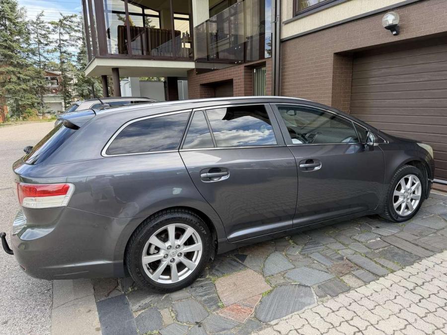 Серый Тойота Авенсис 2009 в Алитус, объемом двигателя 2.00 л и пробегом 252 тыс. км за 4850 €, фото 16 на AUTOMOTO.COM.LV