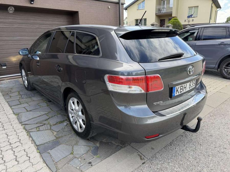 Серый Тойота Авенсис 2009 в Алитус, объемом двигателя 2.00 л и пробегом 252 тыс. км за 4850 €, фото 18 на AUTOMOTO.COM.LV