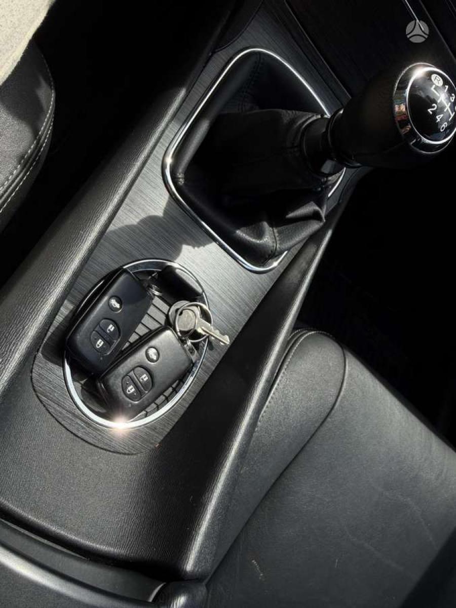Серый Тойота Авенсис 2009 в Алитус, объемом двигателя 2.00 л и пробегом 252 тыс. км за 4850 €, фото 34 на AUTOMOTO.COM.LV