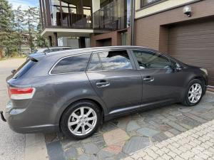 Grey Toyota Avensis 2009 in Alytus, with an engine capacity of 2.00 L and mileage of 252 thousand km for 4850 €, photo 15 on AUTOMOTO.COM.LV