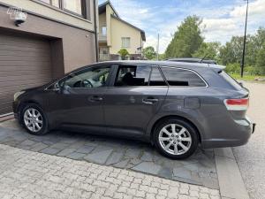 Grey Toyota Avensis 2009 in Alytus, with an engine capacity of 2.00 L and mileage of 252 thousand km for 4850 €, photo 19 on AUTOMOTO.COM.LV