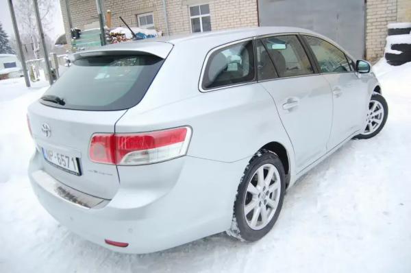 Серый Тойота Авенсис 2009 в Екабпилс, объемом двигателя 2.20 л и пробегом 255 тыс. км за 5770 €, фото 2 на AUTOMOTO.COM.LV