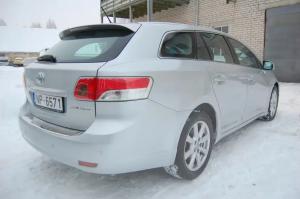 Pelēks Toyota Avensis 2009 Jēkabpils, ar dzinēja tilpumu 2.20 L un nobraukumu 255 tūkst. km par 5770 €, foto 7 vietnē AUTOMOTO.COM.LV