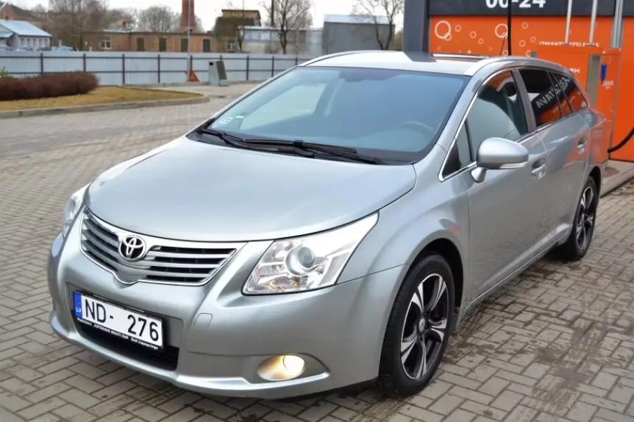 Pelēks Toyota Avensis 2009 Jēkabpils, ar dzinēja tilpumu 2.00 L un nobraukumu 213 tūkst. km par 6100 €, foto 4 vietnē AUTOMOTO.COM.LV