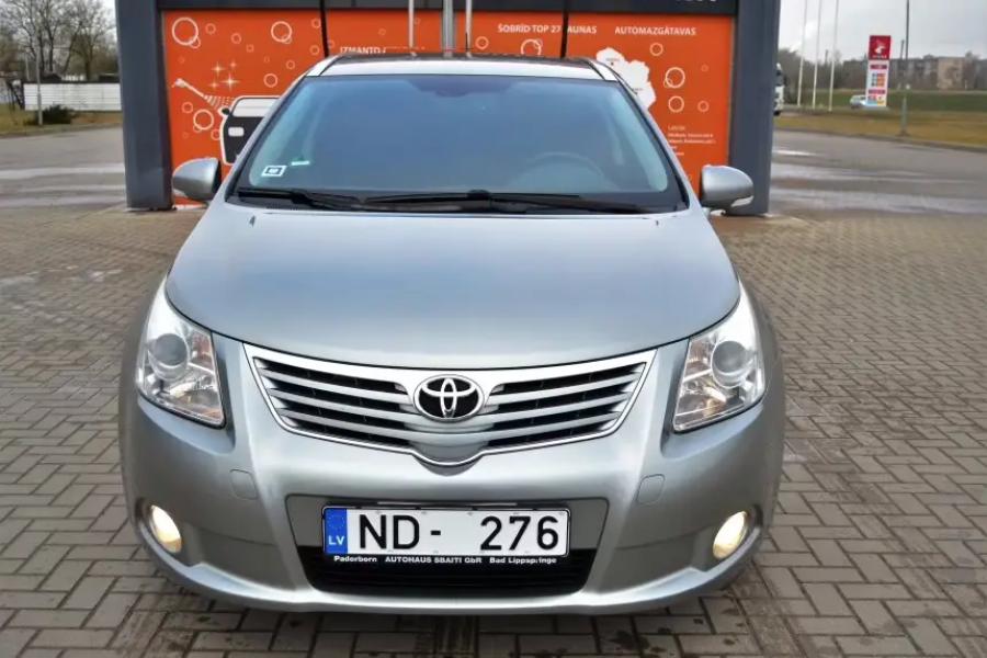 Pelēks Toyota Avensis 2009 Jēkabpils, ar dzinēja tilpumu 2.00 L un nobraukumu 213 tūkst. km par 6100 €, foto 5 vietnē AUTOMOTO.COM.LV