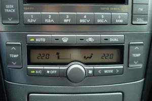 Серый Тойота Авенсис 2009 в Лиепая, объемом двигателя 2.00 л и пробегом 215 тыс. км за 4650 €, фото 16 на AUTOMOTO.COM.LV