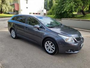 Pelēks Toyota Avensis 2009 Jēkabpils, ar dzinēja tilpumu 2.00 L un nobraukumu 288 tūkst. km par 4990 €, foto 5 vietnē AUTOMOTO.COM.LV