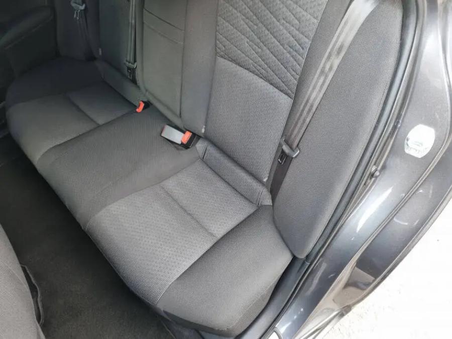 Pelēks Toyota Avensis 2009 Jēkabpils, ar dzinēja tilpumu 2.00 L un nobraukumu 288 tūkst. km par 4990 €, foto 14 vietnē AUTOMOTO.COM.LV