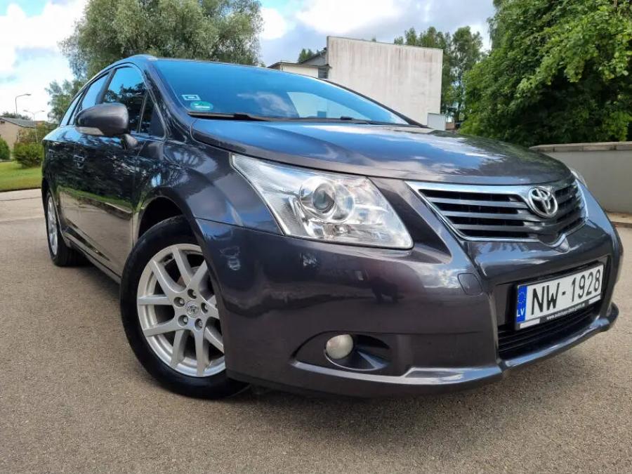 Pelēks Toyota Avensis 2009 Jēkabpils, ar dzinēja tilpumu 2.00 L un nobraukumu 288 tūkst. km par 4990 €, foto 25 vietnē AUTOMOTO.COM.LV
