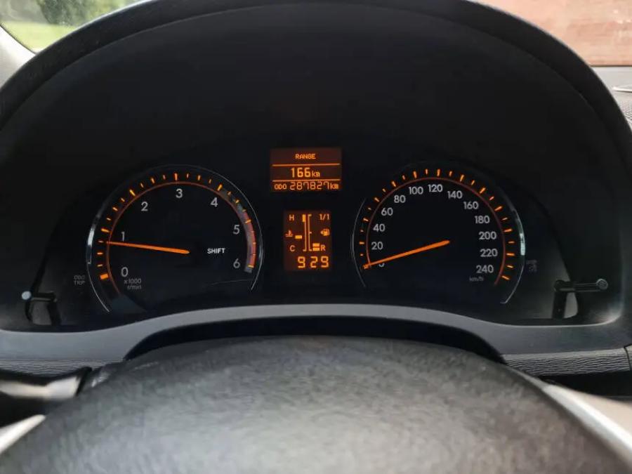 Pelēks Toyota Avensis 2009 Jēkabpils, ar dzinēja tilpumu 2.00 L un nobraukumu 288 tūkst. km par 4990 €, foto 29 vietnē AUTOMOTO.COM.LV