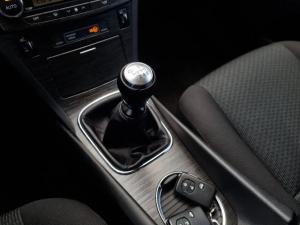 Pelēks Toyota Avensis 2009 Jēkabpils, ar dzinēja tilpumu 2.00 L un nobraukumu 288 tūkst. km par 4990 €, foto 30 vietnē AUTOMOTO.COM.LV