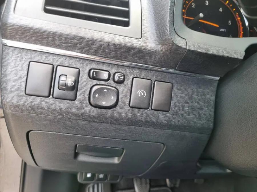 Pelēks Toyota Avensis 2009 Jēkabpils, ar dzinēja tilpumu 2.00 L un nobraukumu 288 tūkst. km par 4990 €, foto 31 vietnē AUTOMOTO.COM.LV