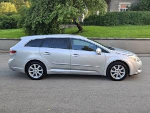 Grey Toyota Avensis 2009 in Jekabpils, with an engine capacity of 2.20 L and mileage of 284 thousand km for 4200 €, photo 7 on AUTOMOTO.COM.LV