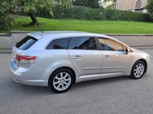 Grey Toyota Avensis 2009 in Jekabpils, with an engine capacity of 2.20 L and mileage of 284 thousand km for 4200 €, photo 8 on AUTOMOTO.COM.LV