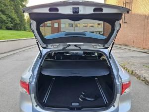 Grey Toyota Avensis 2009 in Jekabpils, with an engine capacity of 2.20 L and mileage of 284 thousand km for 4200 €, photo 19 on AUTOMOTO.COM.LV