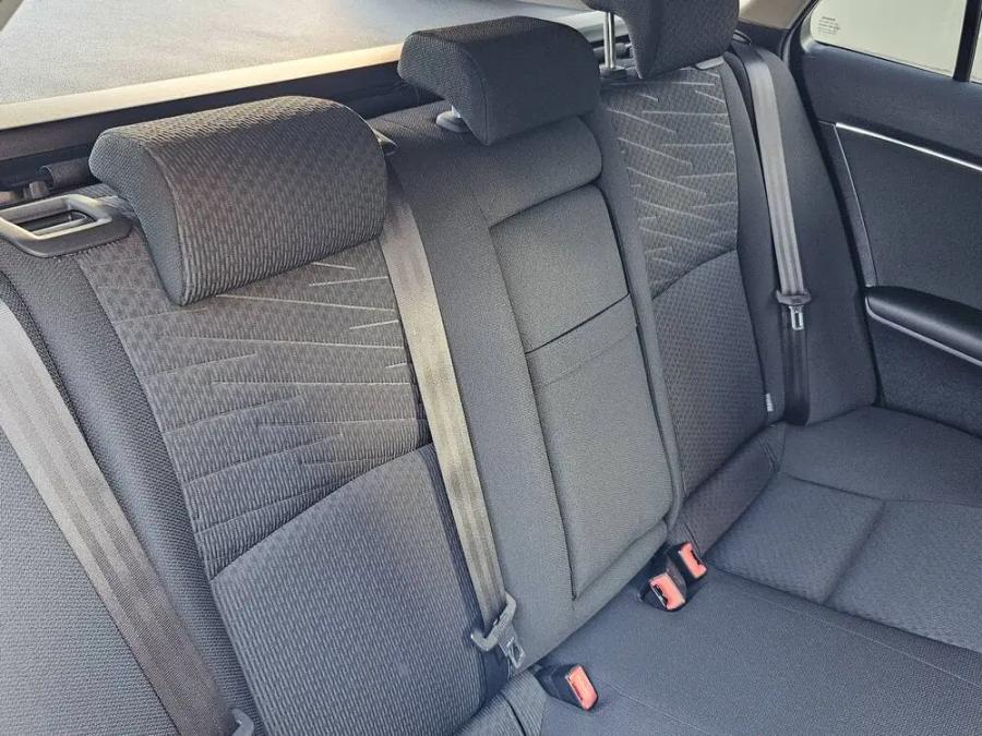 Grey Toyota Avensis 2009 in Jekabpils, with an engine capacity of 2.20 L and mileage of 284 thousand km for 4200 €, photo 20 on AUTOMOTO.COM.LV