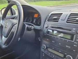 Grey Toyota Avensis 2009 in Jekabpils, with an engine capacity of 2.20 L and mileage of 284 thousand km for 4200 €, photo 24 on AUTOMOTO.COM.LV