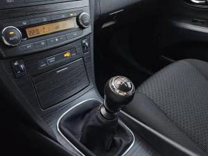 Grey Toyota Avensis 2009 in Jekabpils, with an engine capacity of 2.20 L and mileage of 284 thousand km for 4200 €, photo 34 on AUTOMOTO.COM.LV