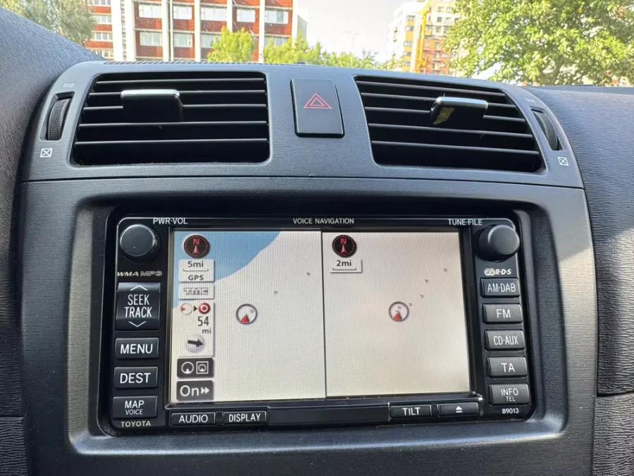 Pelēks Toyota Avensis 2009 Rīga, ar dzinēja tilpumu 2.00 L un nobraukumu 359 tūkst. km par 2890 €, foto 14 vietnē AUTOMOTO.COM.LV