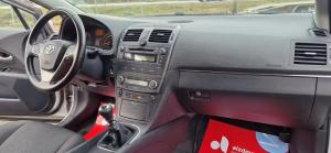 Grey Toyota Avensis 2009 in Daugavpils, with an engine capacity of 2.00 L and mileage of 285 thousand km for 4250 €, photo 25 on AUTOMOTO.COM.LV