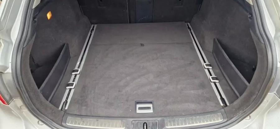 Grey Toyota Avensis 2009 in Daugavpils, with an engine capacity of 2.00 L and mileage of 285 thousand km for 4250 €, photo 27 on AUTOMOTO.COM.LV