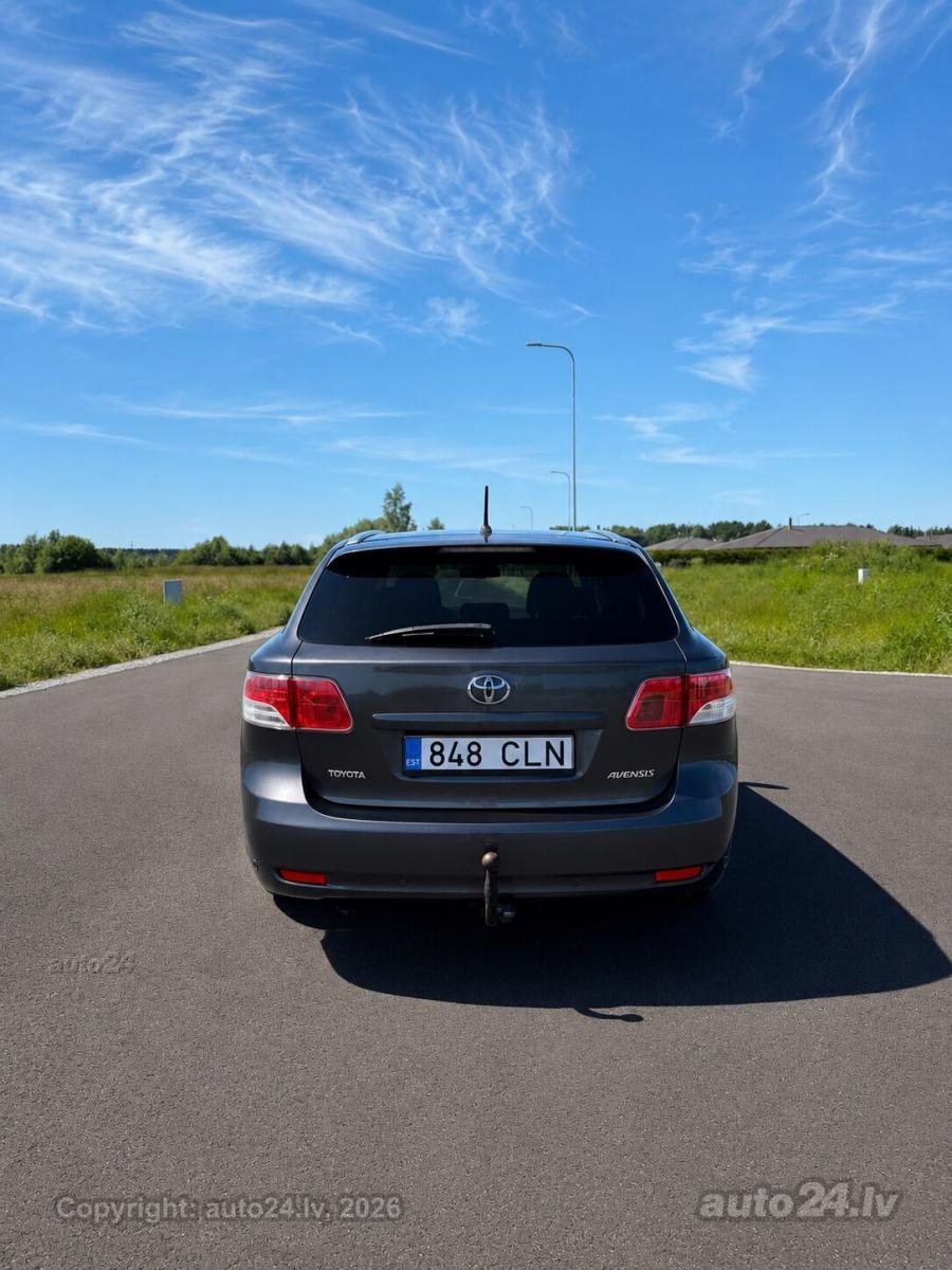 Серый Тойота Авенсис 2009 в Таллин, объемом двигателя 2.20 л и пробегом 314 тыс. км за 3490 €, фото 6 на AUTOMOTO.COM.LV