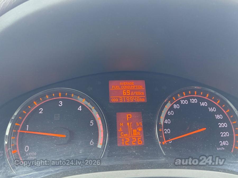 Серый Тойота Авенсис 2009 в Таллин, объемом двигателя 2.20 л и пробегом 320 тыс. км за 4300 €, фото 11 на AUTOMOTO.COM.LV
