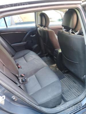 Pelēks Toyota Avensis 2009 Rīga, ar dzinēja tilpumu 2.00 L un nobraukumu 300 tūkst. km par 2500 €, foto 5 vietnē AUTOMOTO.COM.LV