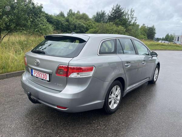 Серый Тойота Авенсис 2009 в Вильнюс, объемом двигателя 1.80 л и пробегом 238 тыс. км за 5650 €, фото 5 на AUTOMOTO.COM.LV