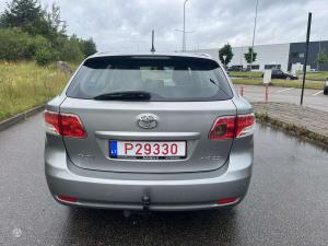 Grey Toyota Avensis 2009 in Vilnius, with an engine capacity of 1.80 L and mileage of 238 thousand km for 5650 €, photo 7 on AUTOMOTO.COM.LV
