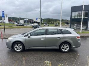 Grey Toyota Avensis 2009 in Vilnius, with an engine capacity of 1.80 L and mileage of 238 thousand km for 5650 €, photo 9 on AUTOMOTO.COM.LV