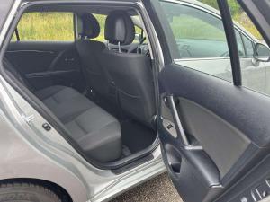 Grey Toyota Avensis 2009 in Vilnius, with an engine capacity of 1.80 L and mileage of 238 thousand km for 5650 €, photo 18 on AUTOMOTO.COM.LV