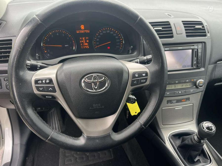 Grey Toyota Avensis 2009 in Vilnius, with an engine capacity of 1.80 L and mileage of 238 thousand km for 5650 €, photo 28 on AUTOMOTO.COM.LV