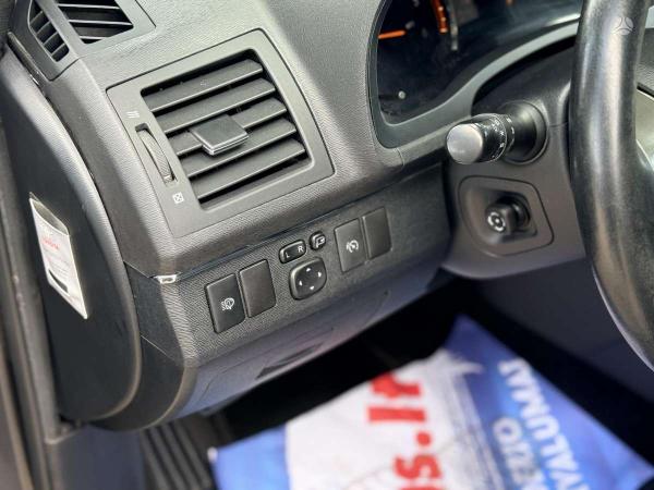 Pelēks Toyota Avensis 2009 Ukmergė, ar dzinēja tilpumu 2.00 L un nobraukumu 200 tūkst. km par 4450 €, foto 10 vietnē AUTOMOTO.COM.LV