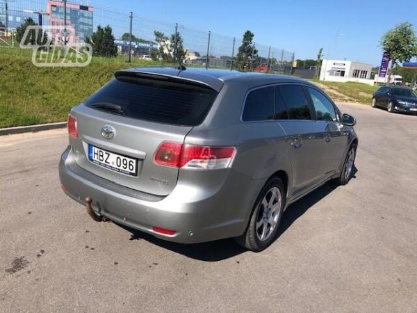Grey Toyota Avensis 2009 in Klaipeda, with an engine capacity of 2.00 L and mileage of 304 thousand km for 2450 €, photo 4 on AUTOMOTO.COM.LV