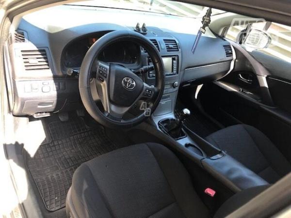 Grey Toyota Avensis 2009 in Klaipeda, with an engine capacity of 2.00 L and mileage of 304 thousand km for 2450 €, photo 6 on AUTOMOTO.COM.LV