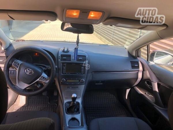 Grey Toyota Avensis 2009 in Klaipeda, with an engine capacity of 2.00 L and mileage of 304 thousand km for 2450 €, photo 7 on AUTOMOTO.COM.LV