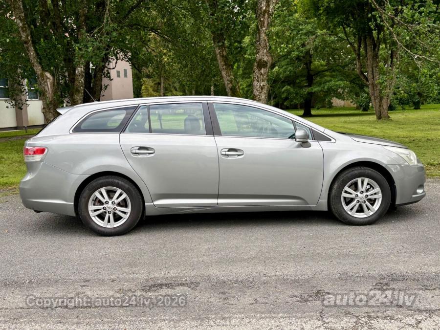 Серый Тойота Авенсис 2009 в Пайде, объемом двигателя 2.00 л и пробегом 343 тыс. км за 3799 €, фото 9 на AUTOMOTO.COM.LV