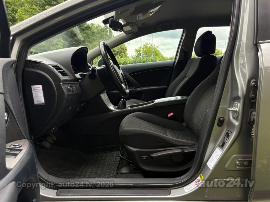 Серый Тойота Авенсис 2009 в Пайде, объемом двигателя 2.00 л и пробегом 343 тыс. км за 3799 €, фото 11 на AUTOMOTO.COM.LV