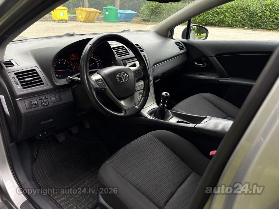 Серый Тойота Авенсис 2009 в Пайде, объемом двигателя 2.00 л и пробегом 343 тыс. км за 3799 €, фото 12 на AUTOMOTO.COM.LV