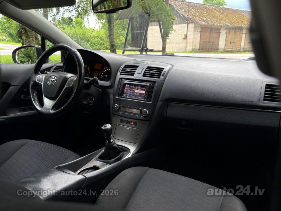 Серый Тойота Авенсис 2009 в Пайде, объемом двигателя 2.00 л и пробегом 343 тыс. км за 3799 €, фото 16 на AUTOMOTO.COM.LV