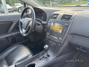 Серый Тойота Авенсис 2009 в Таллин, объемом двигателя 2.20 л и пробегом 312 тыс. км за 3299 €, фото 9 на AUTOMOTO.COM.LV