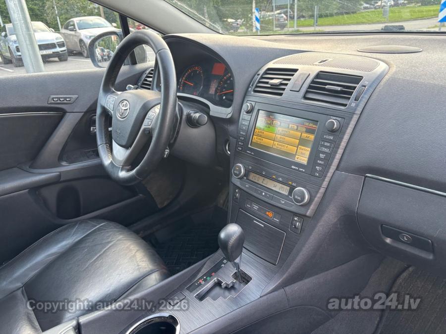 Серый Тойота Авенсис 2009 в Таллин, объемом двигателя 2.20 л и пробегом 312 тыс. км за 3299 €, фото 9 на AUTOMOTO.COM.LV