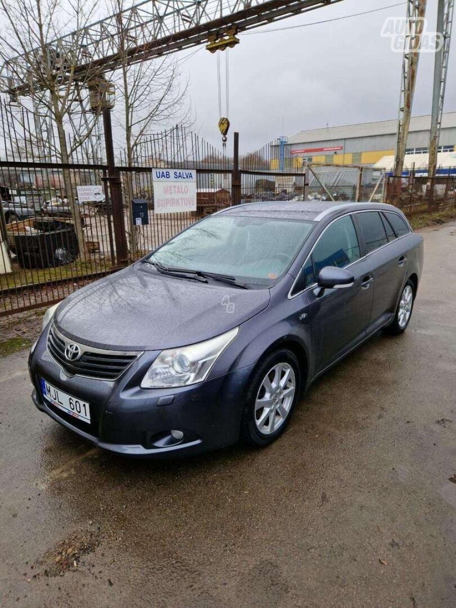 Pelēks Toyota Avensis 2009 Šauļi, ar dzinēja tilpumu 2.20 L un nobraukumu 235 tūkst. km par 4500 €, foto 4 vietnē AUTOMOTO.COM.LV