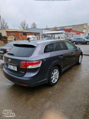 Pelēks Toyota Avensis 2009 Šauļi, ar dzinēja tilpumu 2.20 L un nobraukumu 235 tūkst. km par 4500 €, foto 5 vietnē AUTOMOTO.COM.LV
