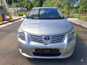 Pelēks Toyota Avensis 2009 Utena, ar dzinēja tilpumu 2.00 L un nobraukumu 310 tūkst. km par 3350 €, foto 3 vietnē AUTOMOTO.COM.LV